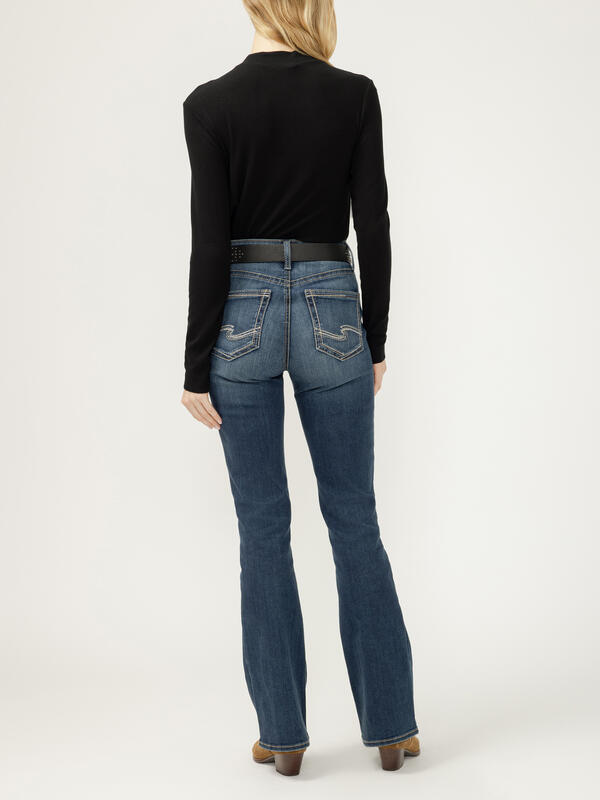 Women's Jeans & Clothing
