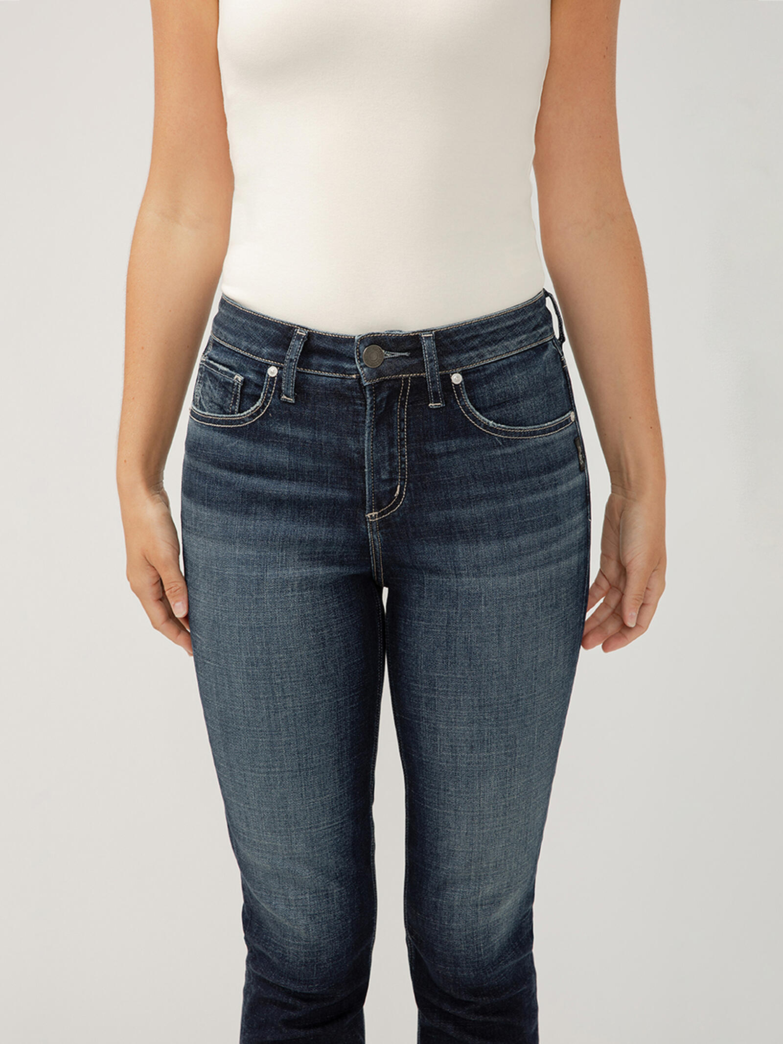 Buy Avery High Rise Luxe Stretch Capri for CAD 48.00 | Silver Jeans