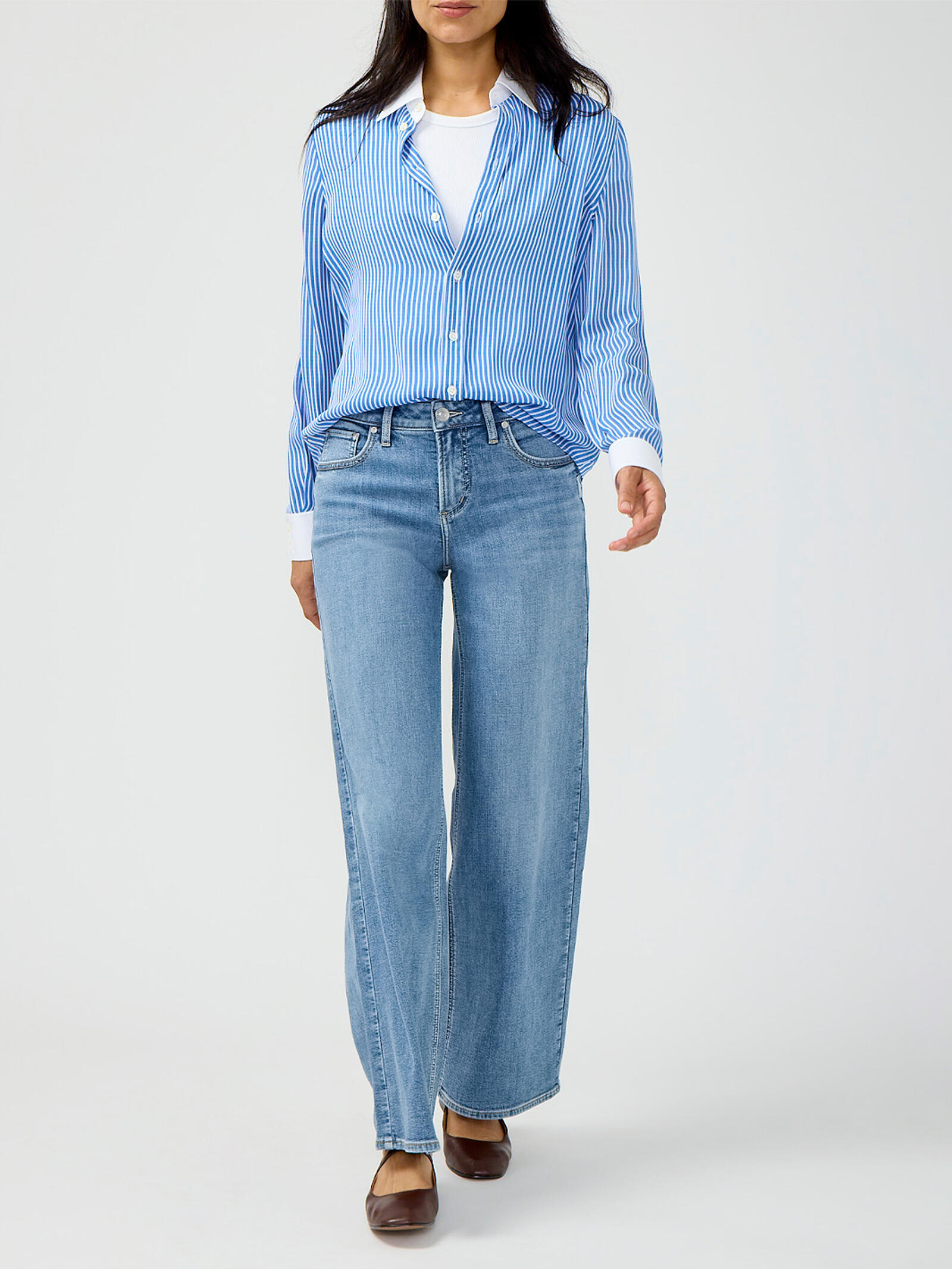 Buy Suki Mid Rise Wide Leg Knit Flex Jeans for CAD 114.00 | Silver Jeans